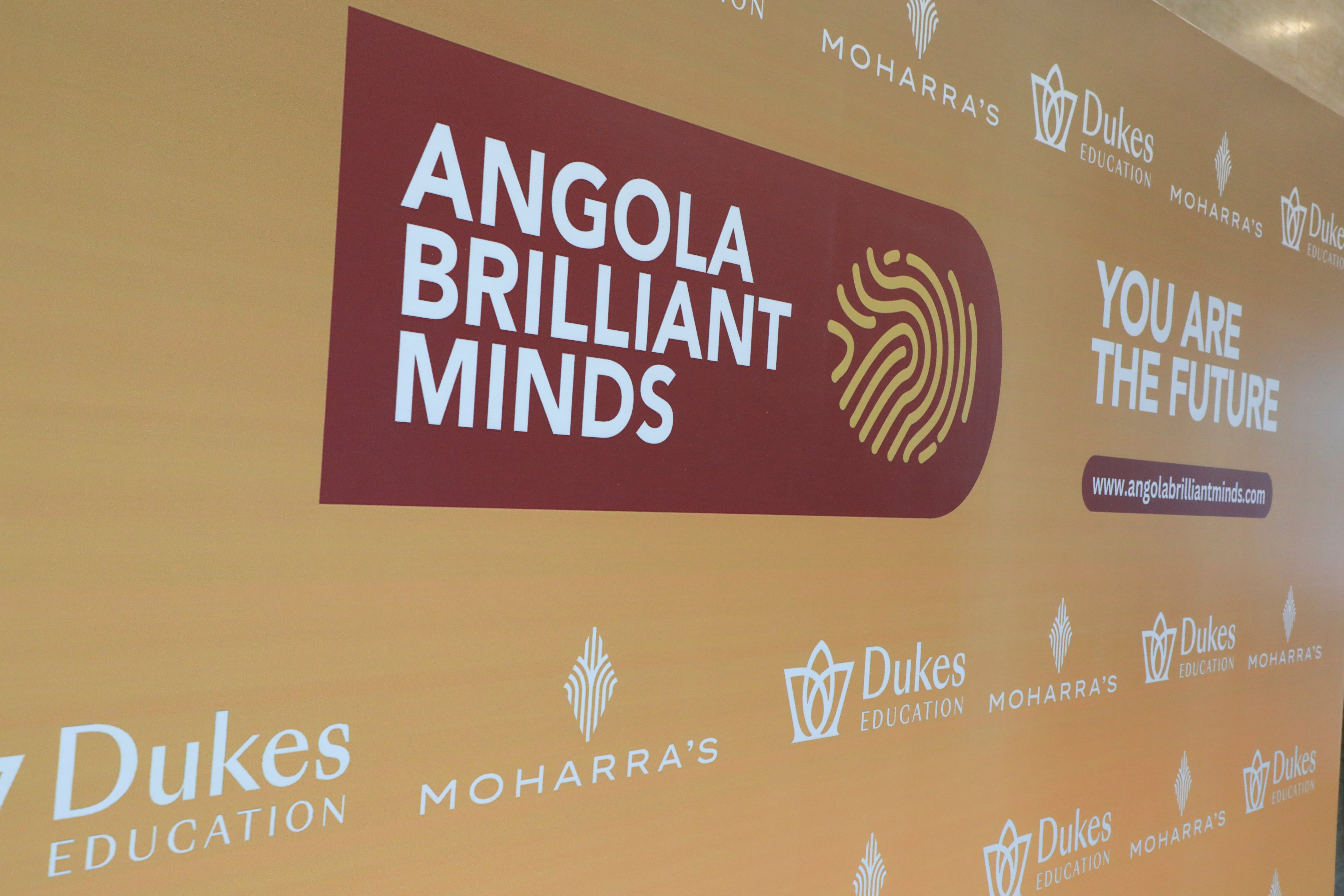 Angola Brilliant Minds — National Scholarship (Angola × UK)